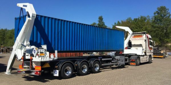Sidelifters | Self Lifting Container Trailers